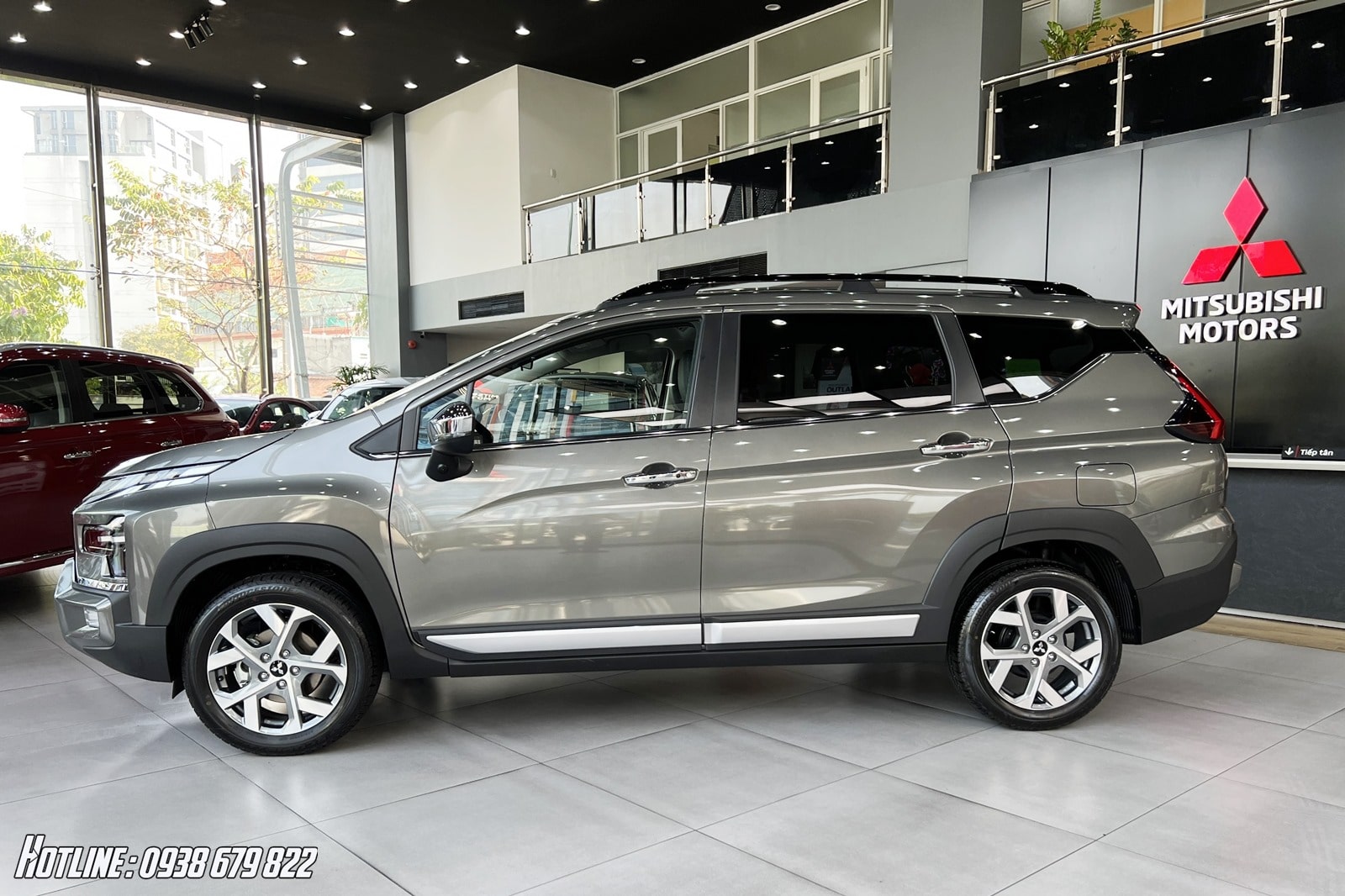Mitsubishi Xpander Cross màu Nâu: hình ảnh thực tế, giá lăn bánh và ...