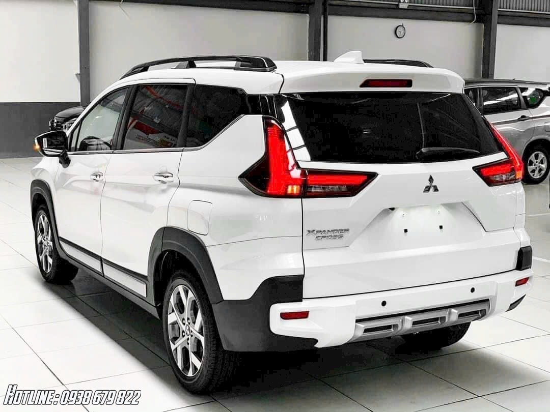MITSUBISHI XPANDER 2024 MÀU TRẮNG: HÌNH ẢNH, GIÁ LĂN BÁNH VÀ KHUYẾN MÃI